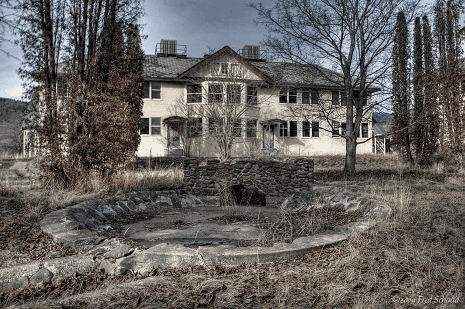 13+ Most Haunted Hospitals and Asylums in the World - Nurseslabs